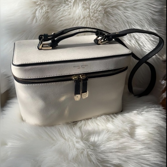 henri bendel | Bags | Henri Bendel West 57th Luggage Suitcase Wheelie ...